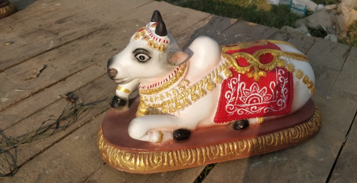 small nandi – FRP SCULPTURE