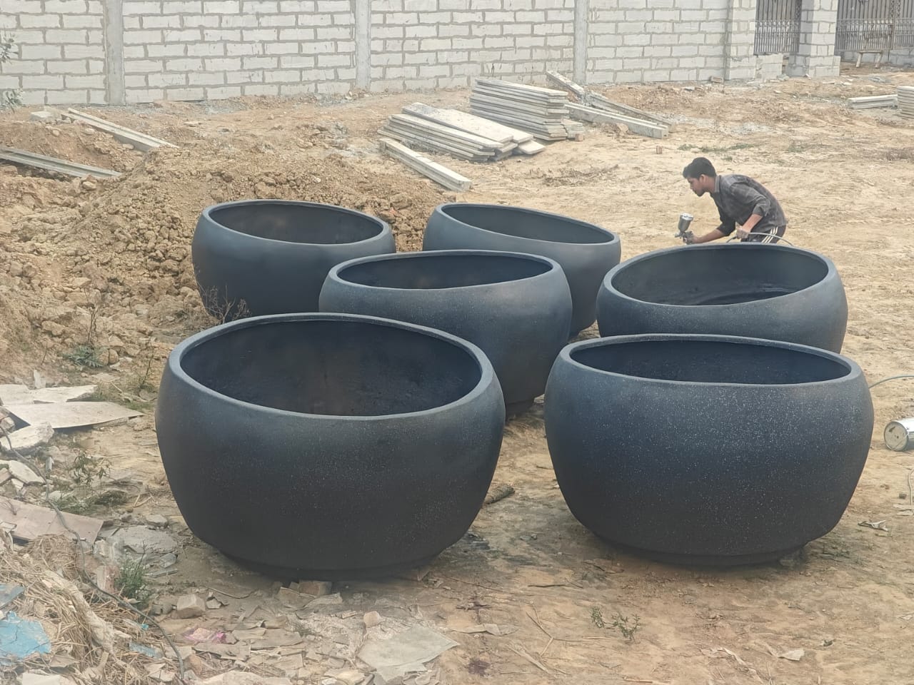 FRP Big Royal Planter – FRP SCULPTURE