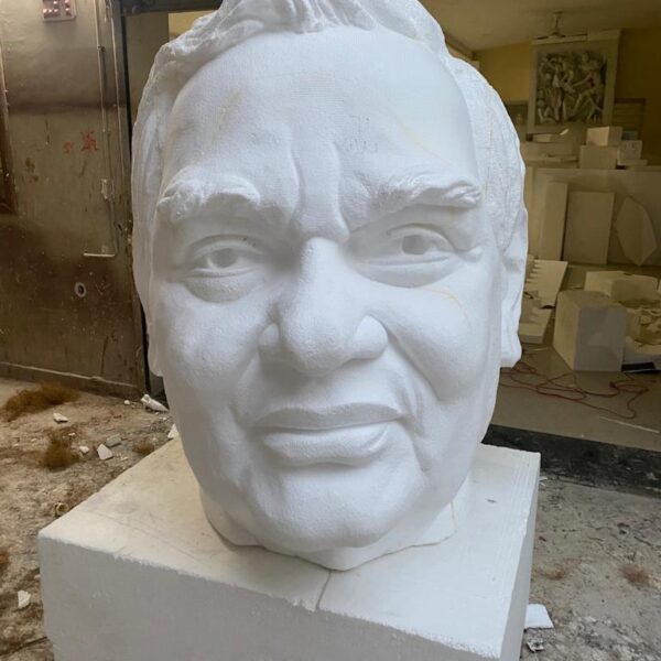 FRP Atal Bihari Vajpai Sculpture – FRP SCULPTURE